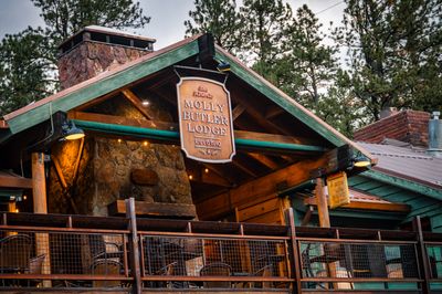 Molly Butler Lodge - Historic Arizona Mountain Resort
